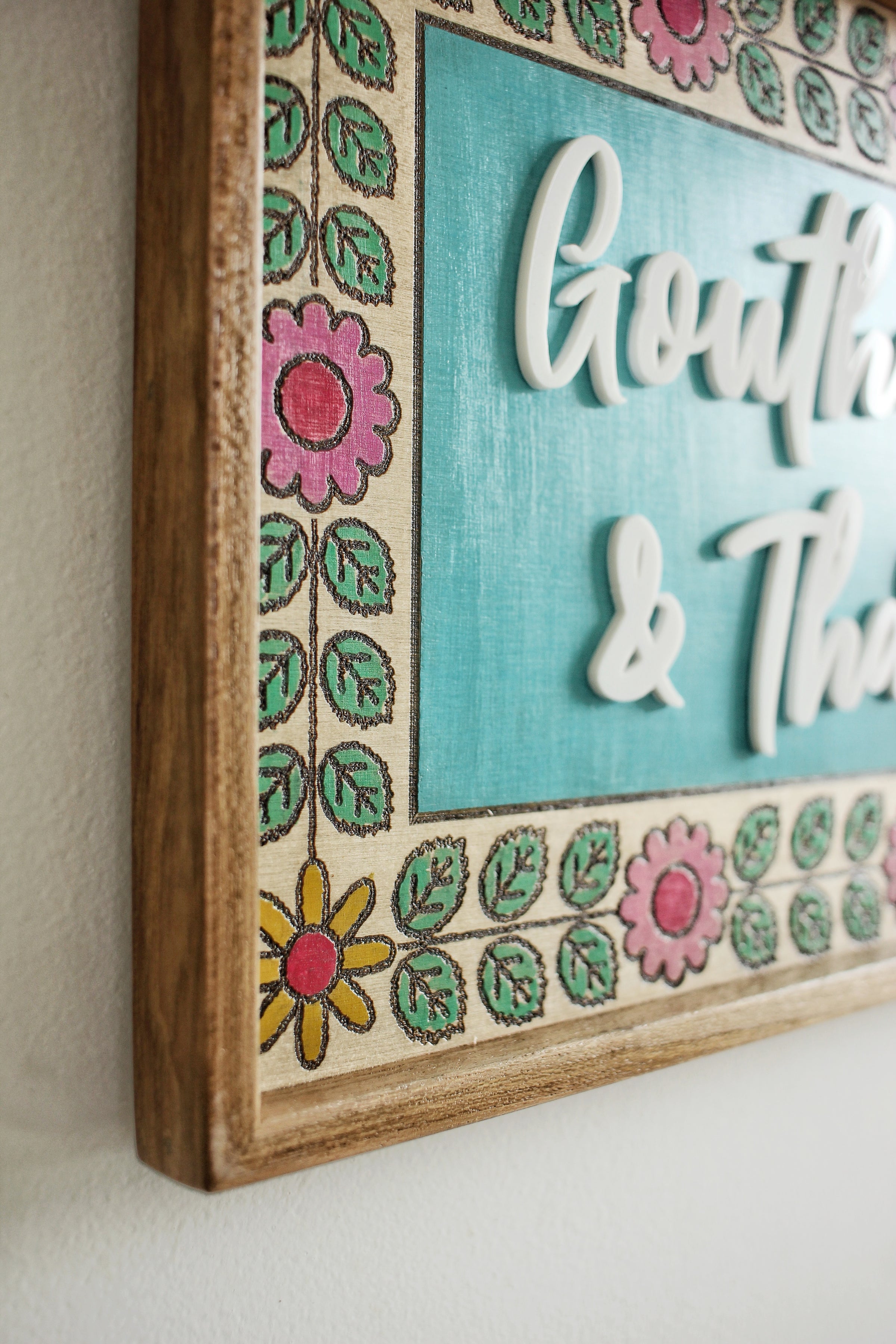 Floral Border Sign – NotSoShabby
